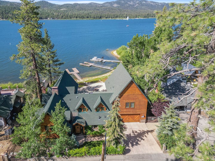 Sleeps 23 | 2 Lakefront Homes, Private Dock+hottub - Big Bear Lake, CA