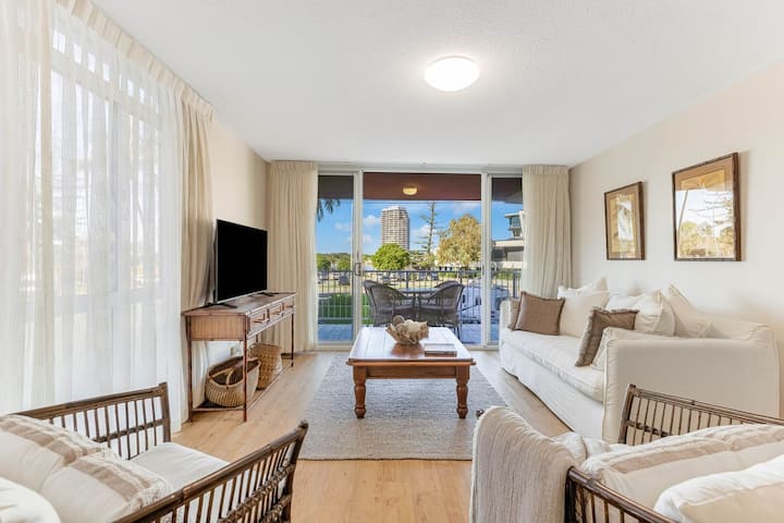 Beach Lodge Unit 5 - Coolangatta