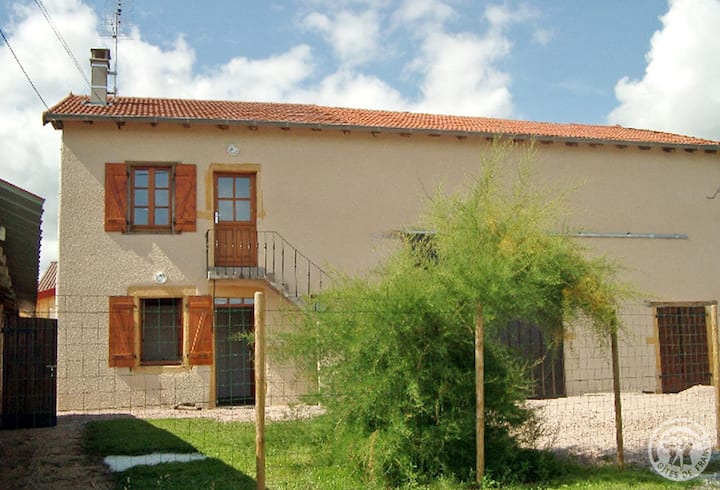 Maison De Campagne à La Ferme - Changy