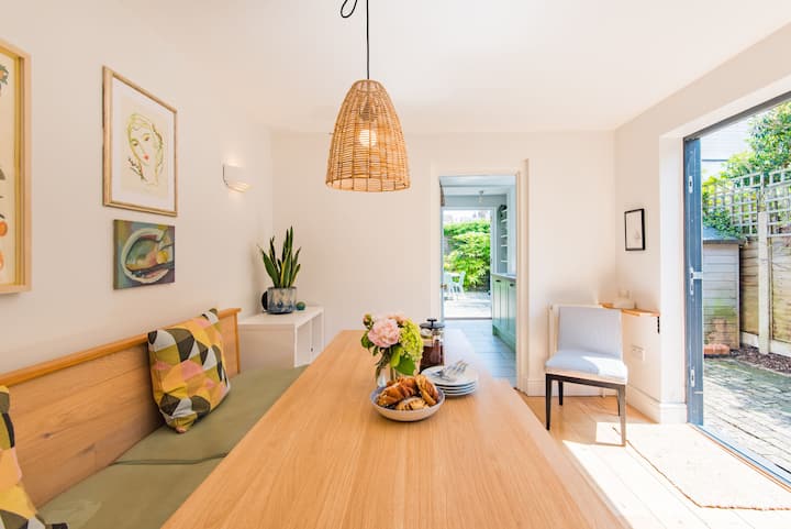 Fig Tree House - Deal