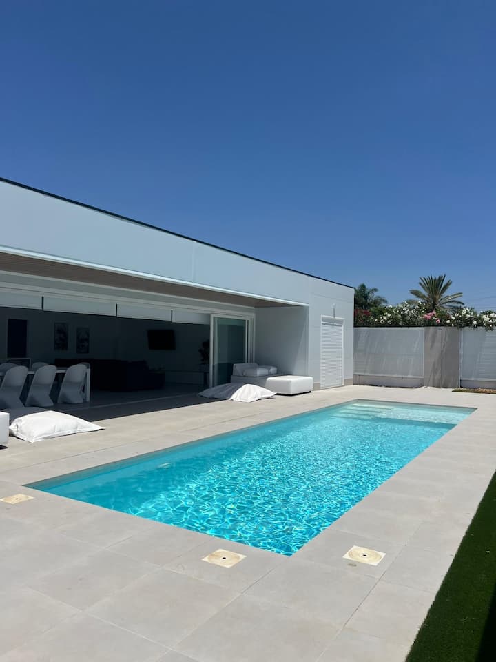 Villa El Oasis In Chiclana - Chiclana de la Frontera