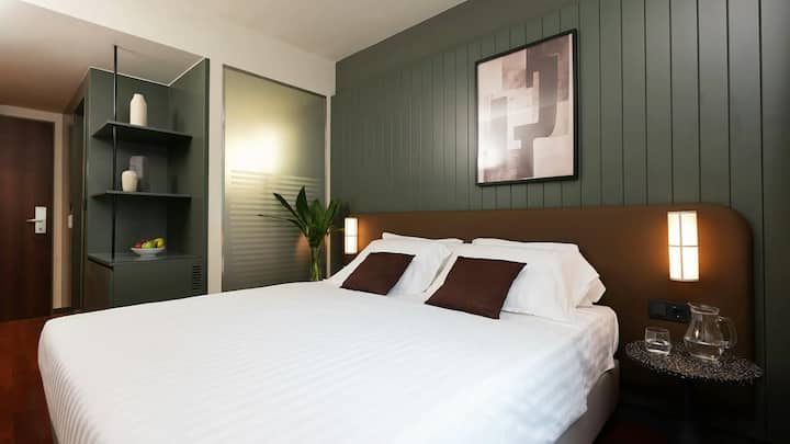 Small Double Room I The Honest Budapest - Budapest