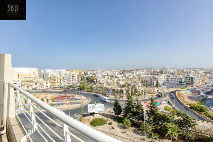 Central Duplex Penthouse With Wifi/ac & Terrace - Malta