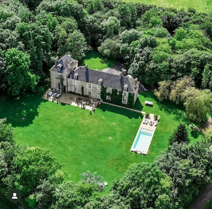 Historic Castle In The Heart Of Normandy - Clécy
