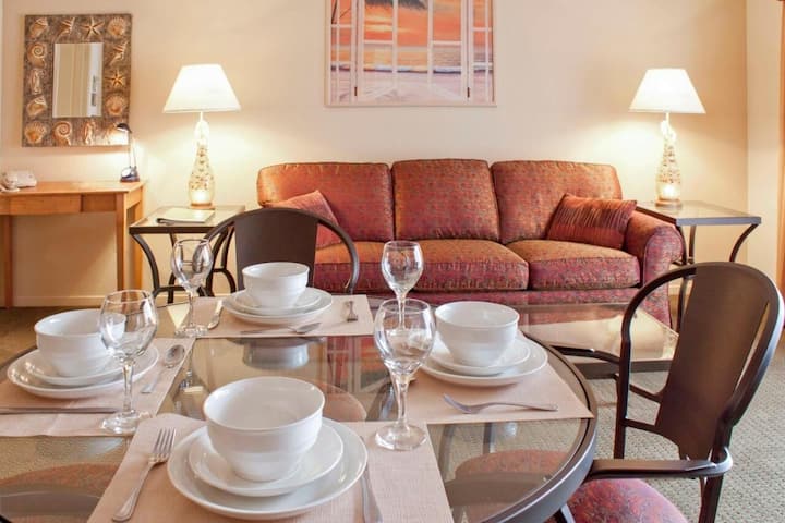Beach Stay Near Pier W/ Kitchen & Balcony, Pool! - Avila Beach, CA