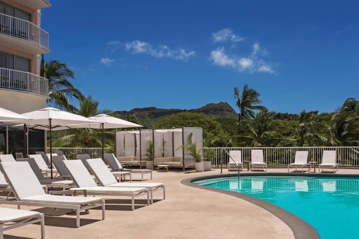 Waikiki Paradise | Surfing. Outdoor Pool - Honolulu, HI
