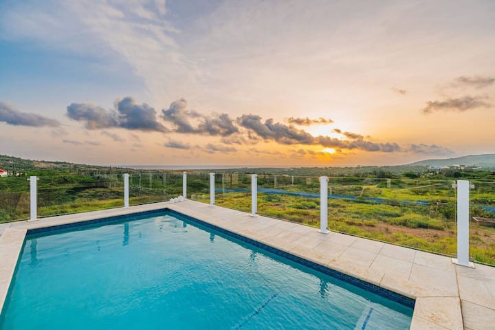 Epic Views! 2br House W/ Pool, Bbq, Outdoor Dining - Aruba
