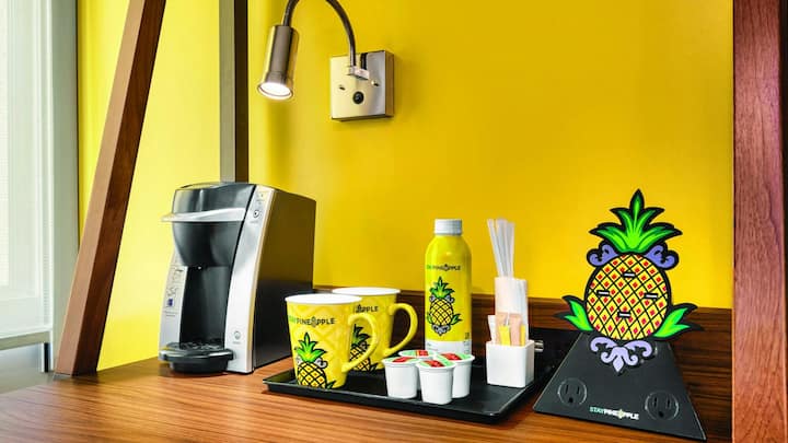 Walkable To Petco Park & The Convention Center - Coronado, CA