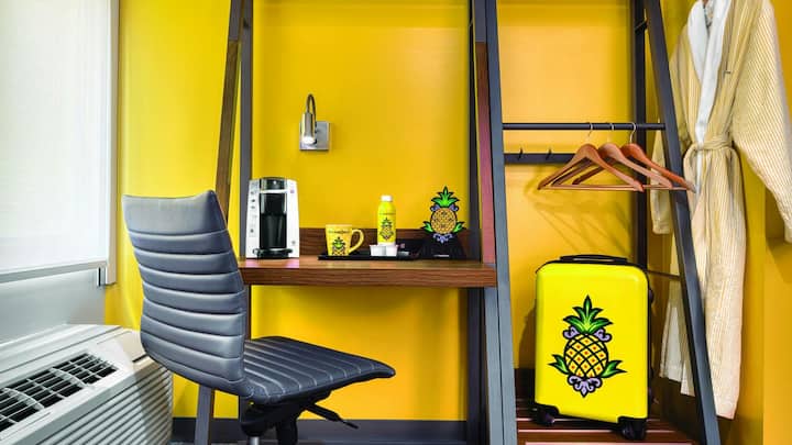 Cozy Lightweight Robes & Afternoon Pineapple Treat - San Diego, CA