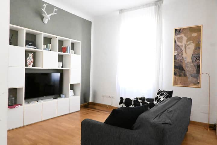 J03 - Jesi, Elegant Apartment Near The Center - Jesi