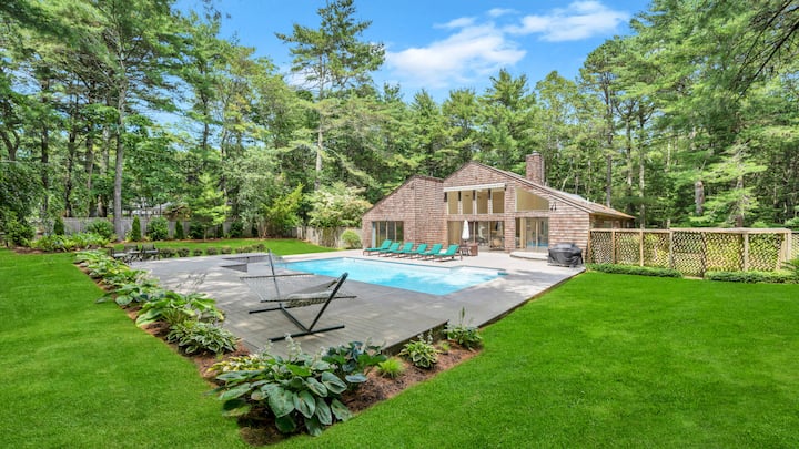 Eh Retreat With Private Pool And Lush Grounds - Sag Harbor, NY