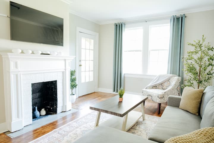 Cozy 2br Cloverdale Home | Pet-friendly Stay - Montgomery, AL