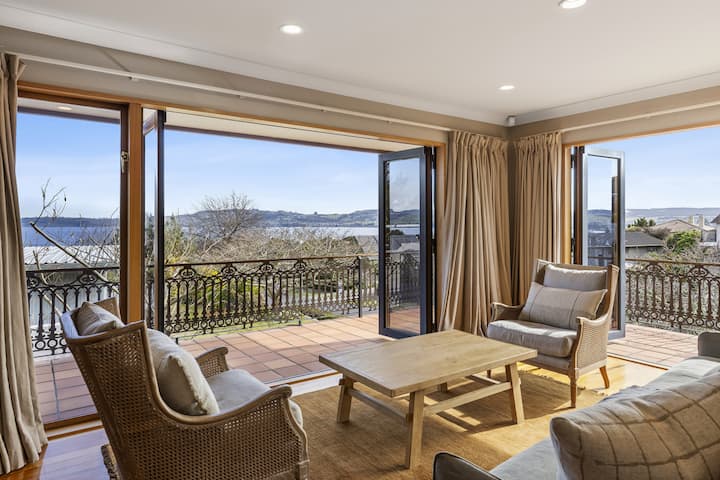 Harvey Lake House - Taupō