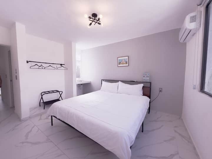 Modern King Boutique Suite In Downtown (204) - Cancún