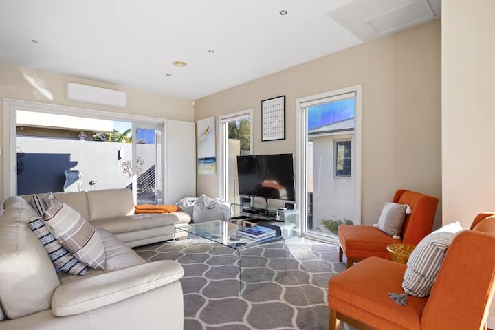 Spacious 3-bed Townhouse Near Dromana Beach - Dromana