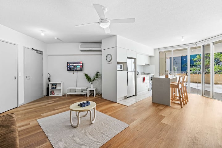 Cassa Kg - 1b1b Modern Apartment Close To Qut & Ci - Brisbane
