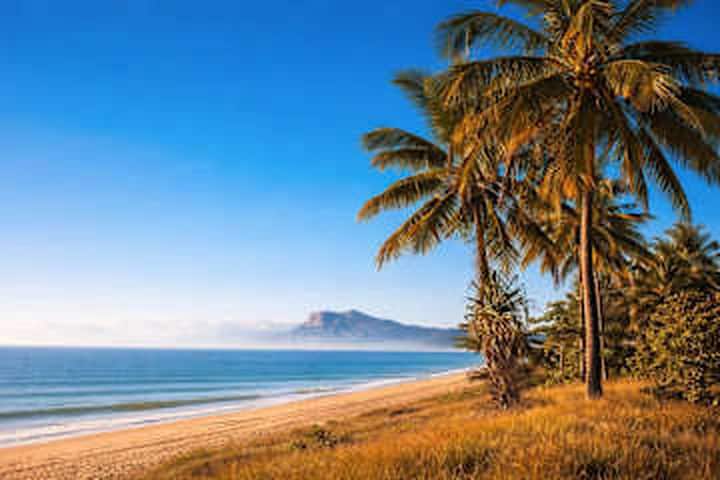 The Strand Beachfront Apartment, Townsville - Magnetic Island