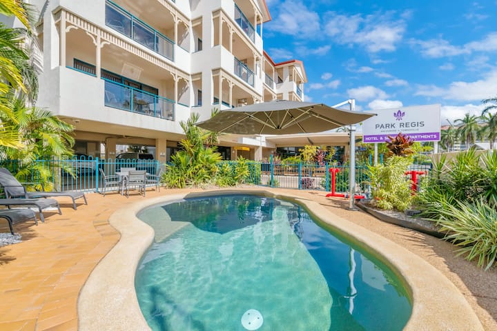Coastal Breeze Apartment - Steps Away From City, S - Townsville