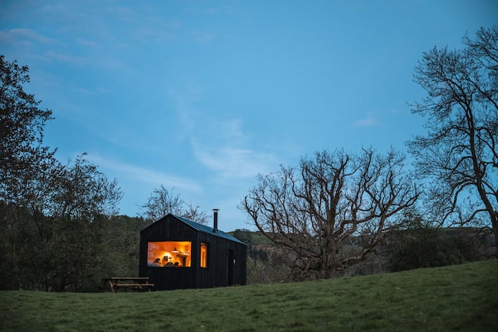 Cyra - Off-grid Cabin - Llangollen