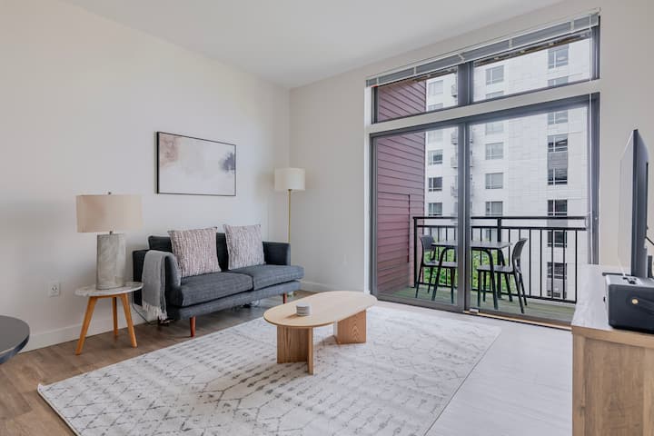 Blueground | Assembly Square, Nr Mystic River - Boston, MA