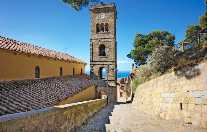 Amazing Apartment In Santa Maria Di Castell - Castellabate