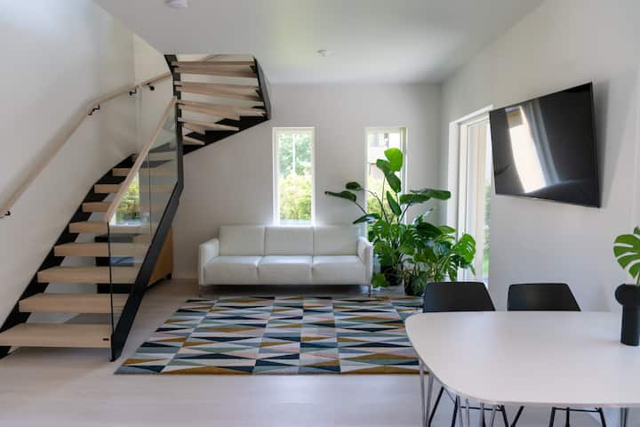 Brand New House With Parking, Sauna, Patio - Helsinki Airport (HEL)
