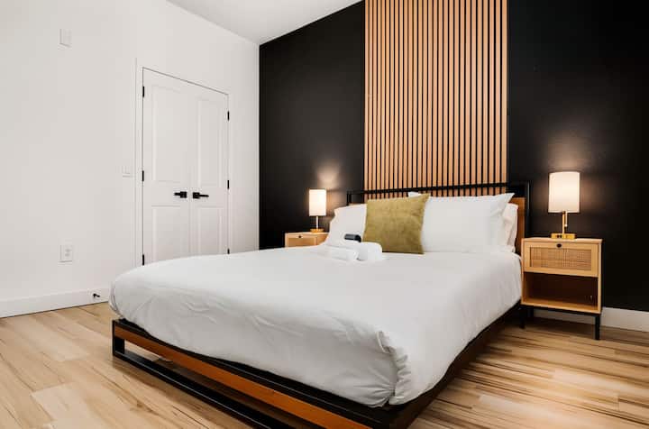 Boulevard Stays Chic 1br Near Stadium Pool Access, - Glendale, AZ