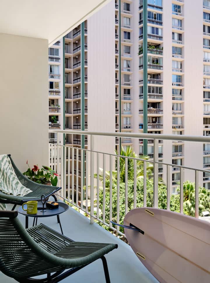 Heart Of Waikiki | Pet-friendly + On Site Dining - O‘ahu, HI