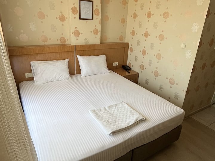 Doyuranlar Ata Hotel - Deluxe Double Room - Eceabat