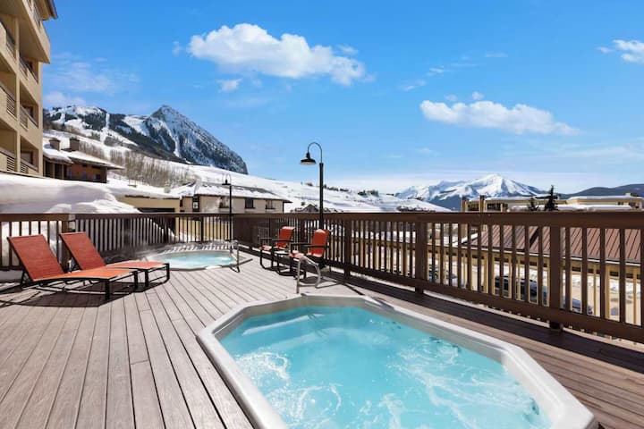 Near Mt. Crested Butte + Skiing. Dining. Spa. - Crested Butte, CO