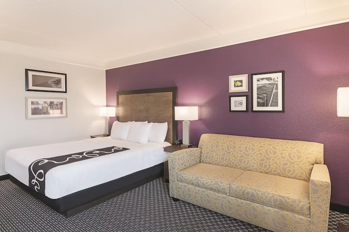 1 King Bed, La Quinta, Near At&t Stadium, Pool - Arlington, TX