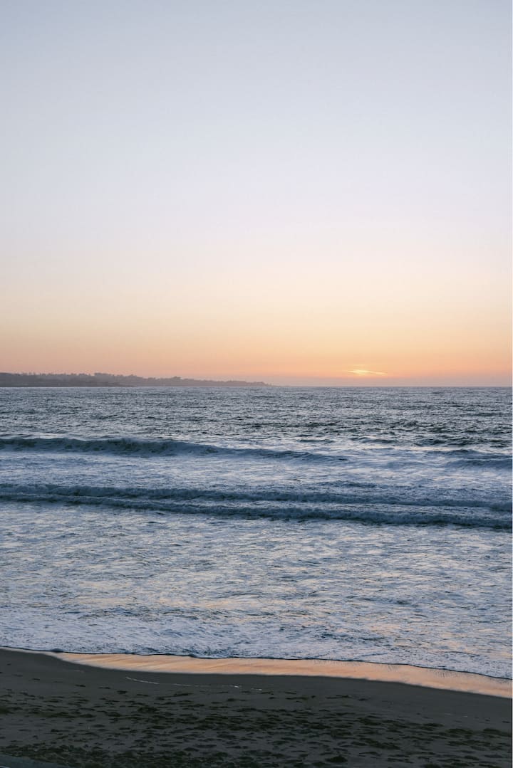 Ocean Bliss | Aquarium. Private Beach - Monterey, CA