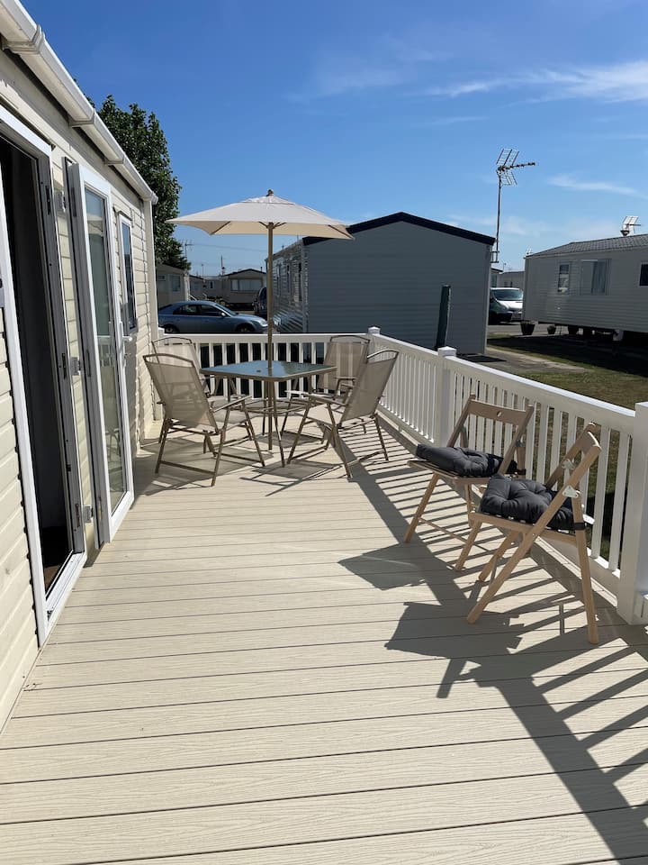 Caravan With Decking & Wifi In Essex Ref 27231sw - 에식스