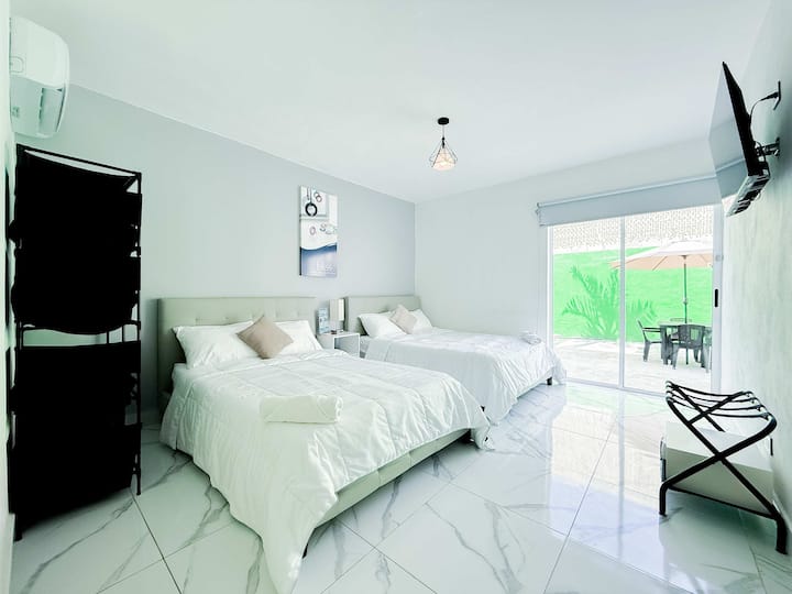 Modern Quadruple Boutique Suite In Downtown (102) - Cancún