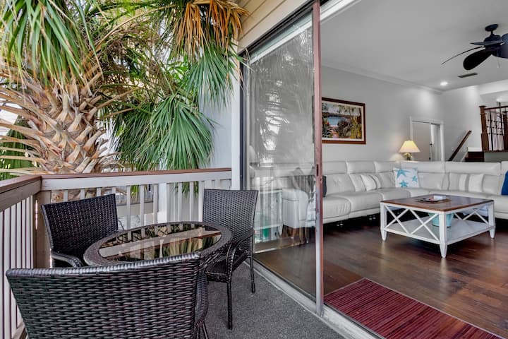 Our House At The Beach Saltwater Retreat - Siesta Key, FL
