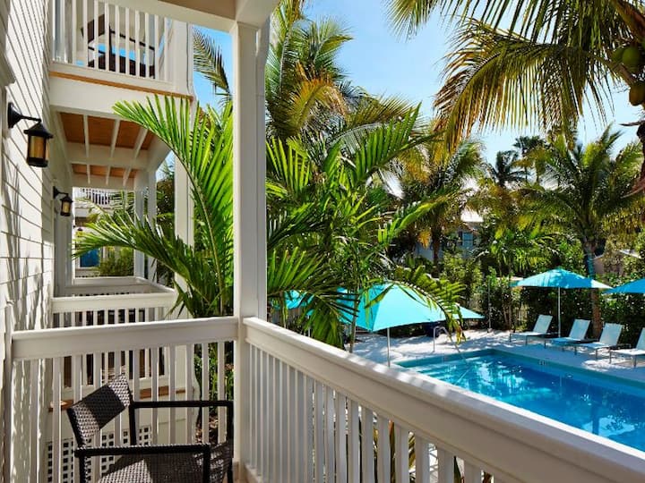 Waterfront Luxury | Snorkeling. Outdoor Pool - Key West, FL
