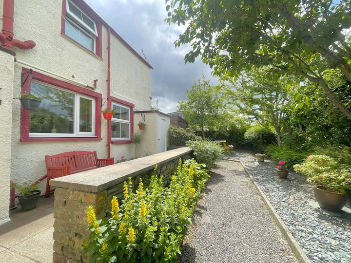 Two Chimneys - Keswick
