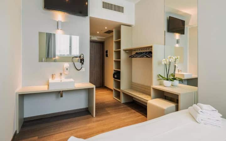 Relax Close To Airport - Breakfast Always Included - Cologno Monzese