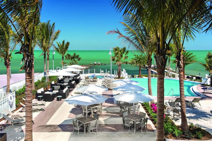 Relaxing Stay At Waterfront Courtyard Marriott - Marathon, FL