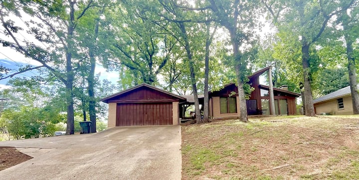The Merrill House And Art Gallery - Tyler, TX