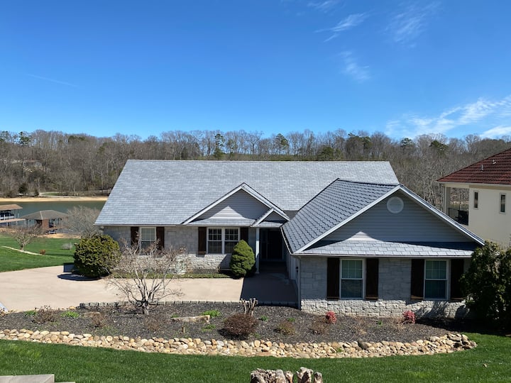 Tellico Lakefront Home - Tellico Village, TN