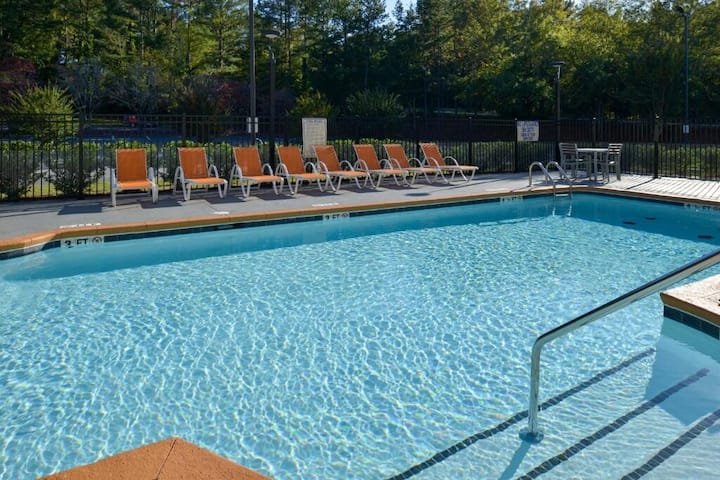 Budget Hotel Near Clemson University, Free Parking - Clemson, SC