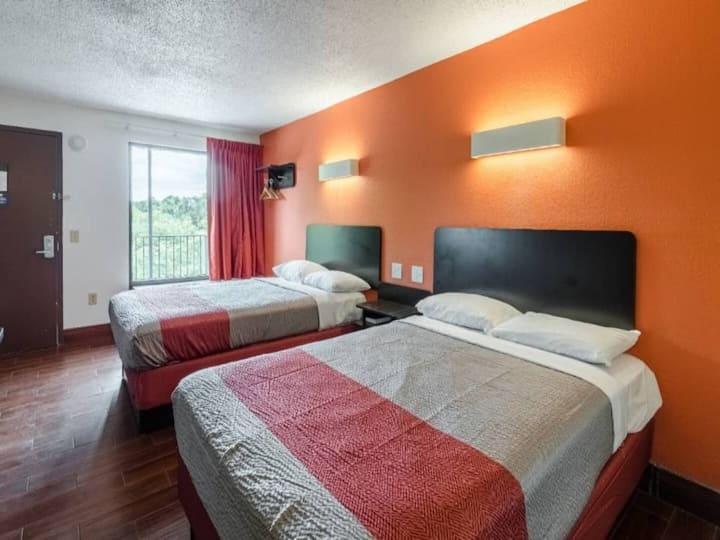 2 Lits Pleins | Fumer - Lexington, VA