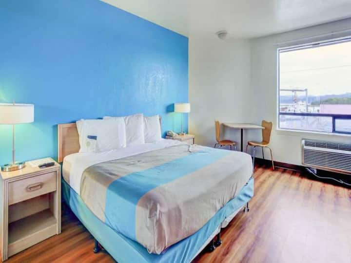 Ms6_1 Lit King Size | Suite Extended - Coos Bay, OR