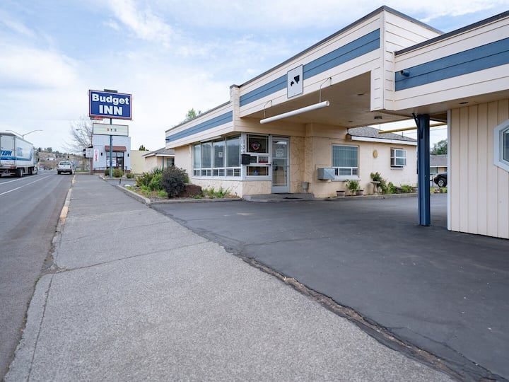 3 Lits Queen Avec Kitchenette - Madras, OR
