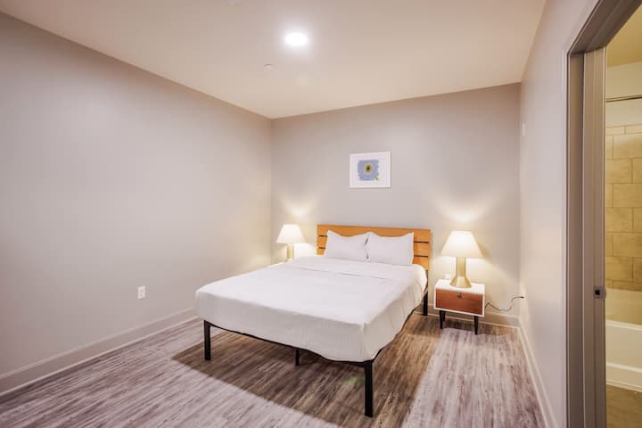 Cozysuites At The Banks | Gym, Pool 03 - Cincinnati