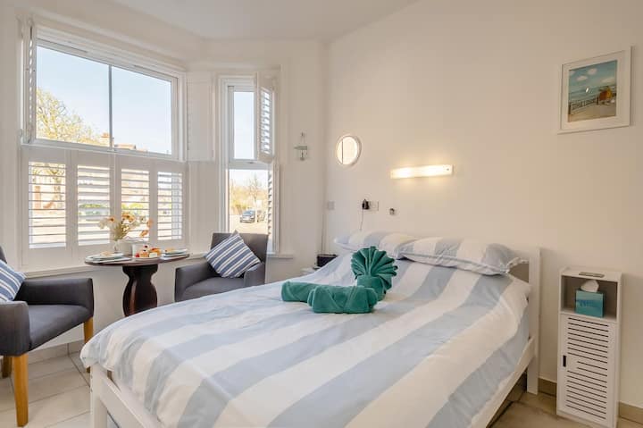 1 Bed In Sheringham (Oc-n31825) - Sheringham