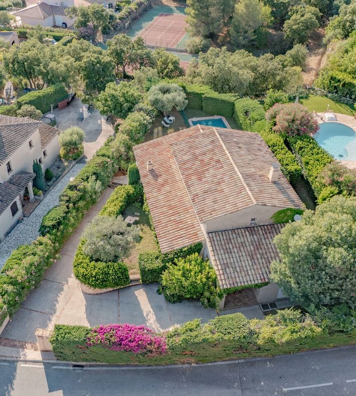 Très Belle Villa Provençale, Piscine, Climatisée - Sainte-Maxime