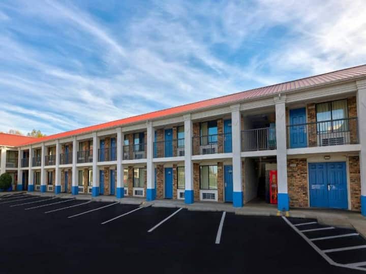 Motel 6 Cookeville, Tn_2 Lits Queen | Ns - Cookeville, TN