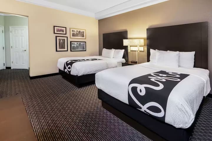 Mesa Retreat Ideal For Family, 2 Rooms - Mesa, AZ